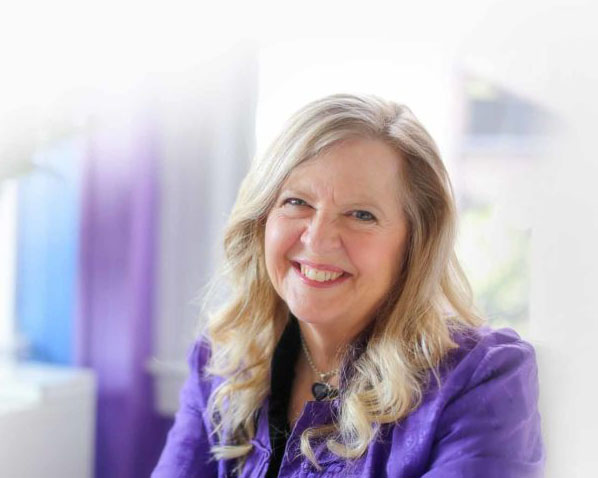 SARK - Bestselling Author, Artist, Speaker & Mentor